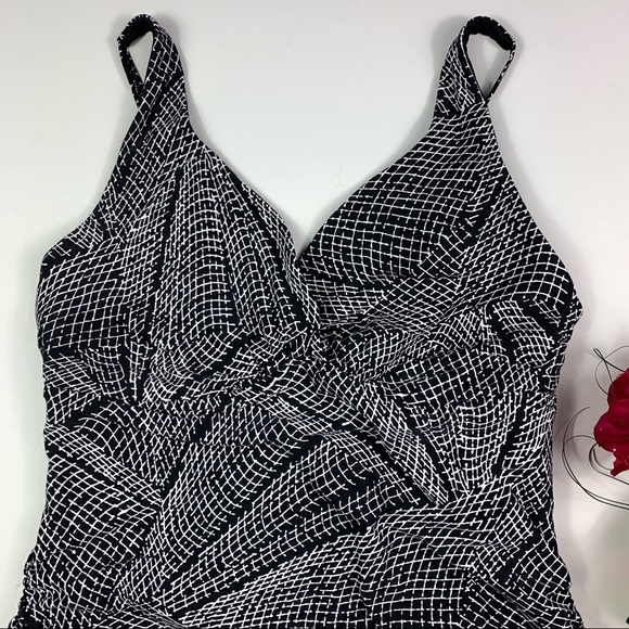 Captiva | Swim | Captiva Underwire Surplice Tankini Swim Top M | Poshmark